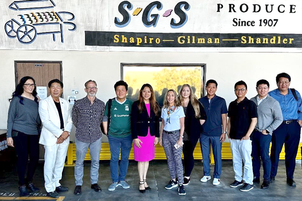 Fiona Ma Visits GrubMarket Wholesale/Distributor Facilities